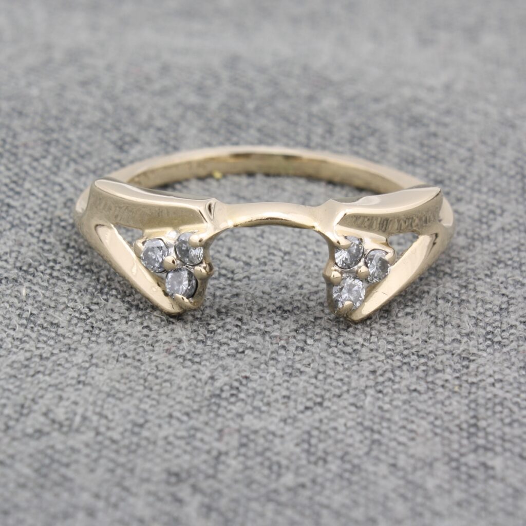 Pre-Owned Diamond Halo Engagement Ring